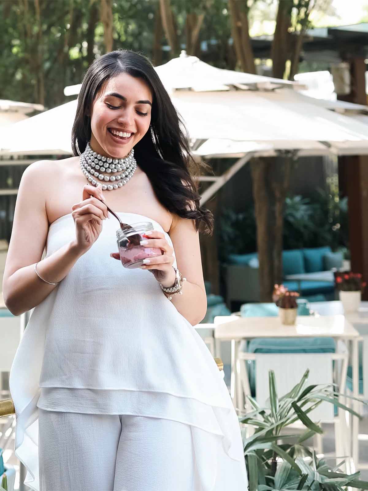 Rakul Preet- Pearl Layer Necklace – Merch & Ice